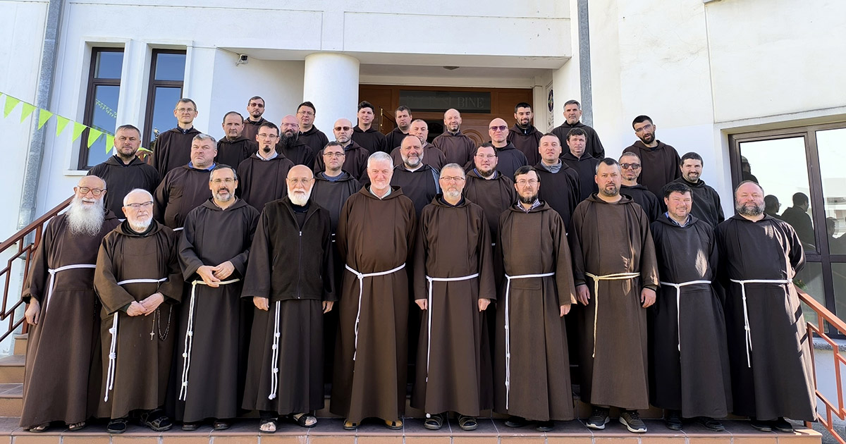 Onești: Vizita ministrului general al Fraților Minori Capucini și ...